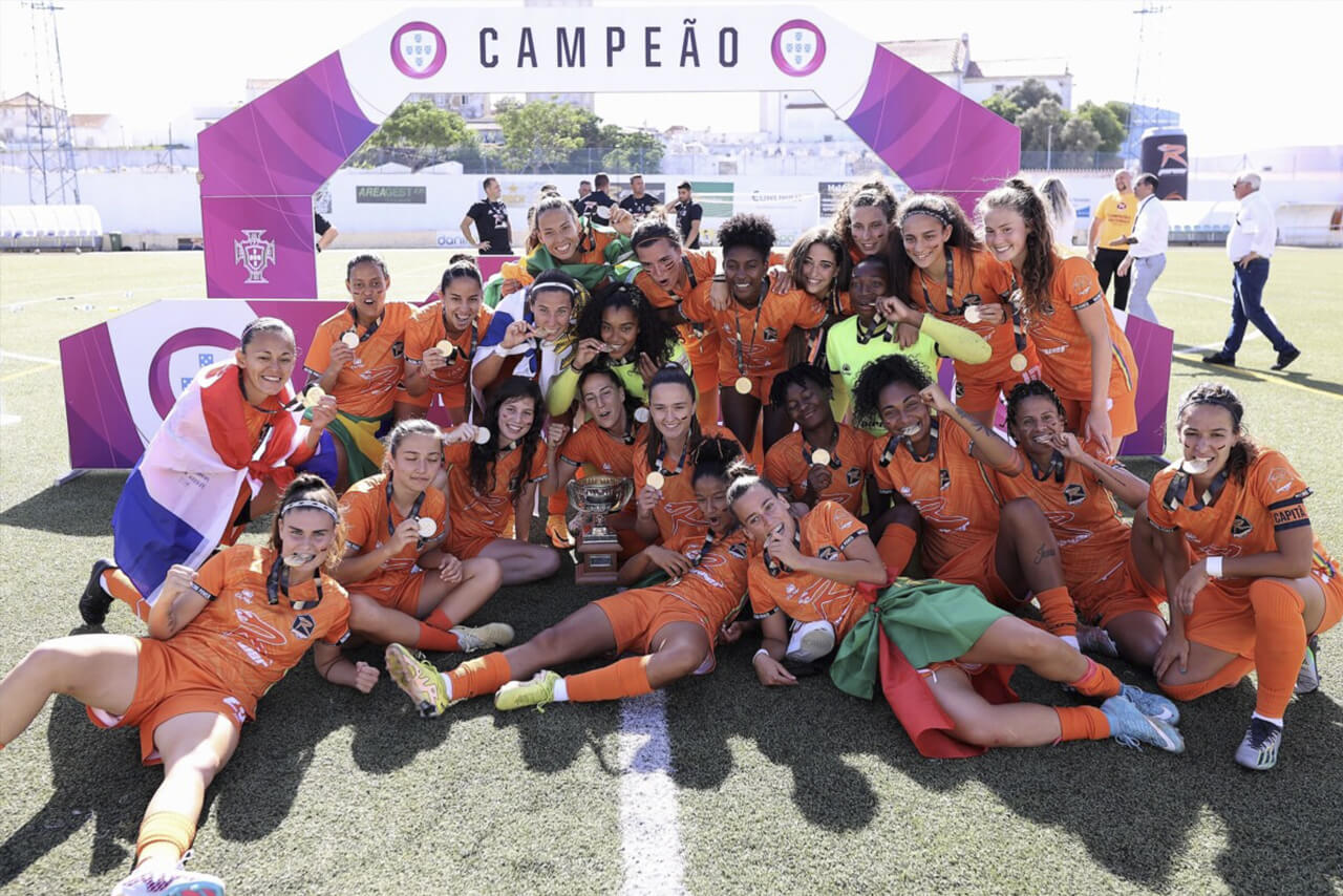 RACING POWER VENCE II DIVISÃO FEMININA E SOBE À LIGA BPI - Racing Power FC
